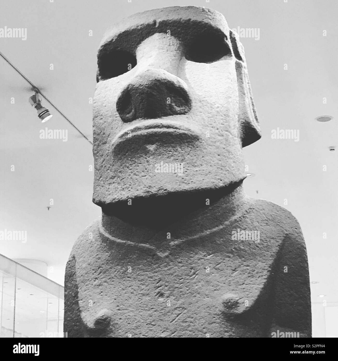 Moai sculpture hi-res stock photography and images - Alamy