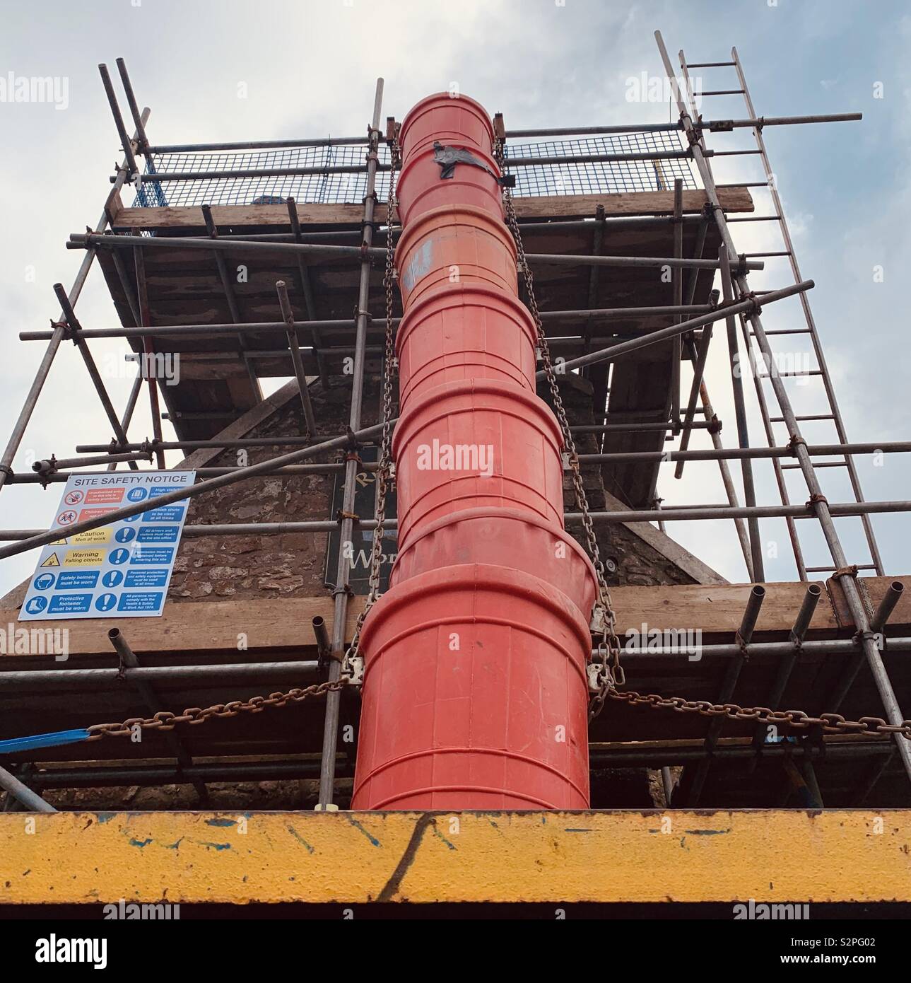 Rubble chute hi-res stock photography and images - Alamy