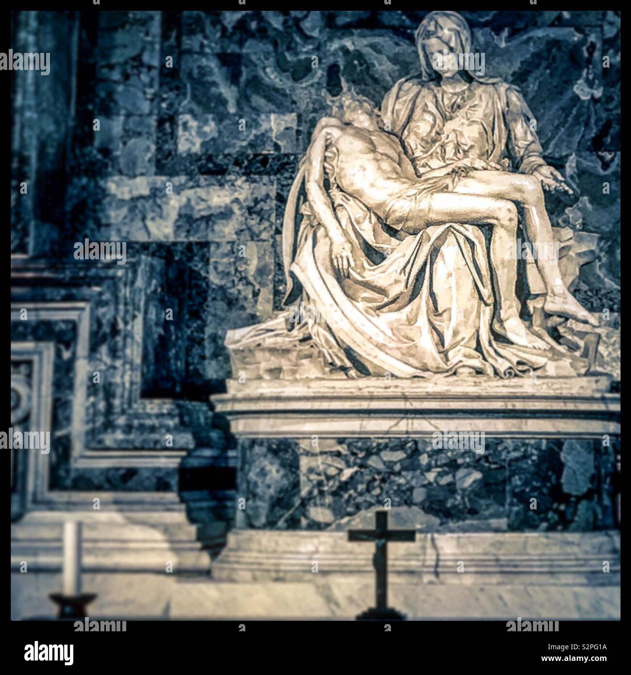Pieta st peters basilica hi-res stock photography and images - Alamy