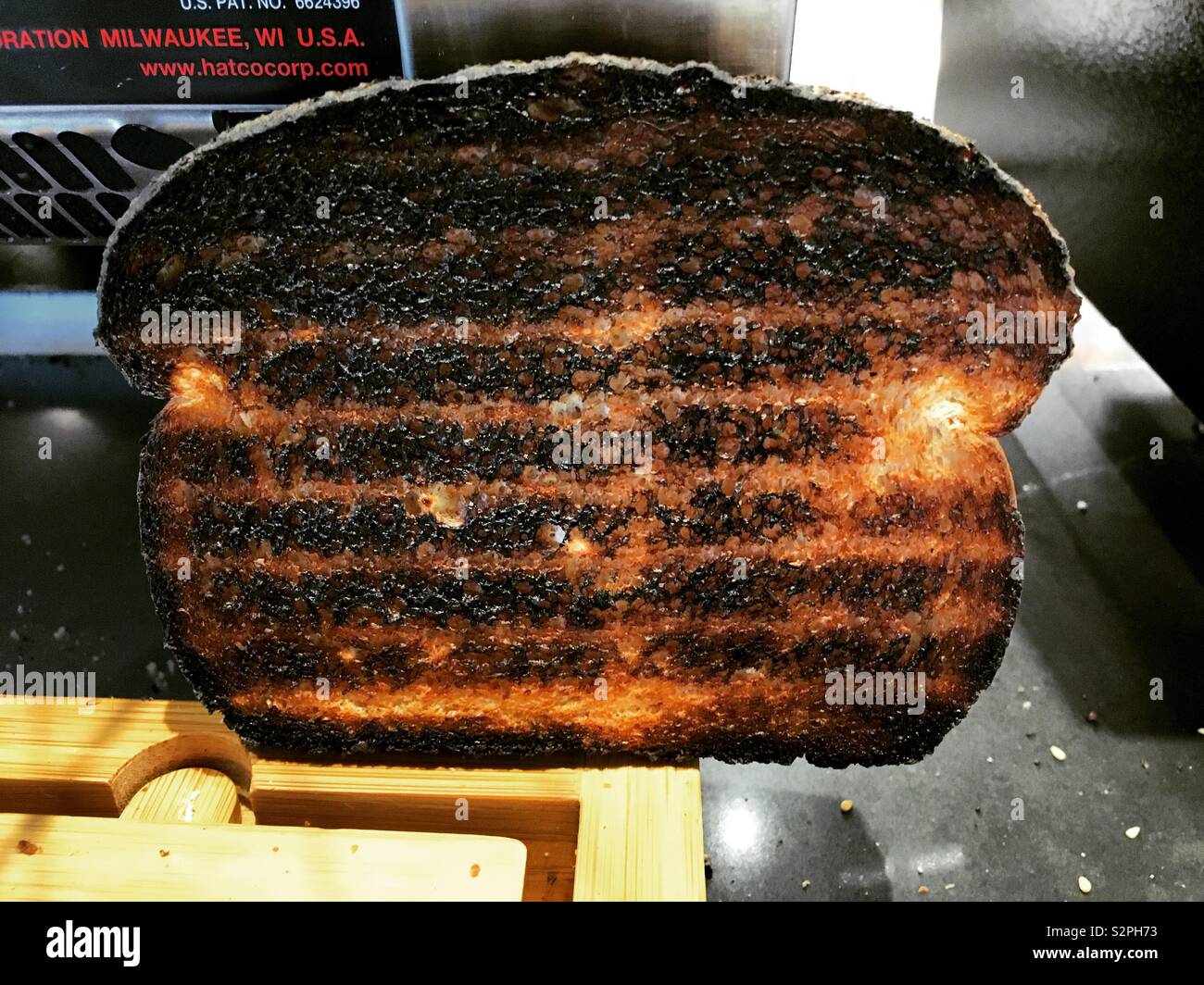 Burnt toast toaster hi-res stock photography and images - Alamy