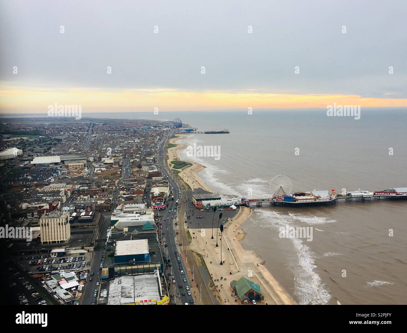 Blackpool tower top view hi-res stock photography and images - Alamy