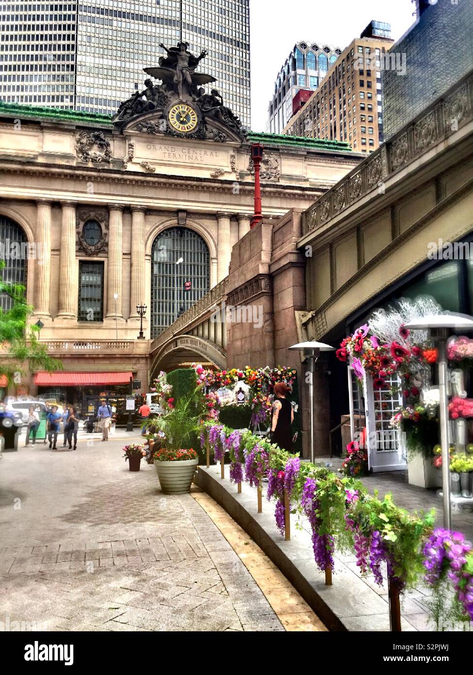 The Pershing Square Plaza across from Grand Central Terminal on 42nd St ...