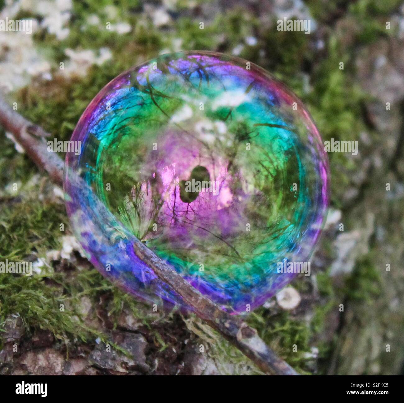 Bubbles of colour hi-res stock photography and images - Alamy