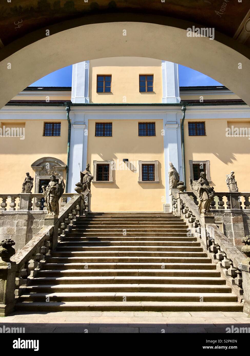 Historical stair steps hi-res stock photography and images - Alamy