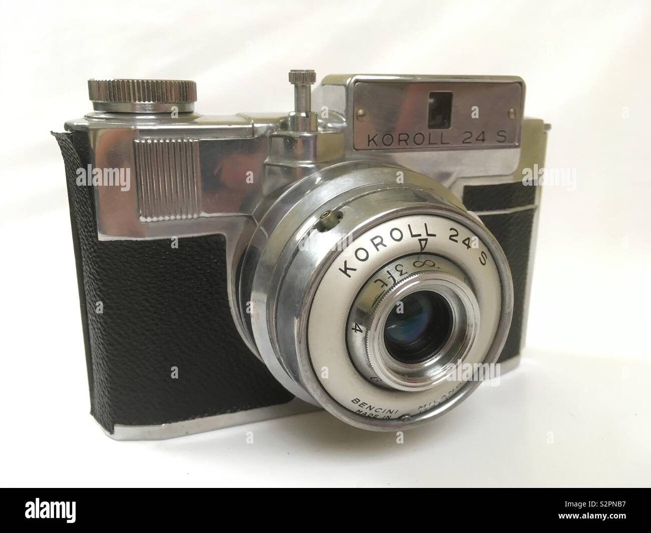 Bencini Koroll 24s 1950’s film camera Stock Photo - Alamy