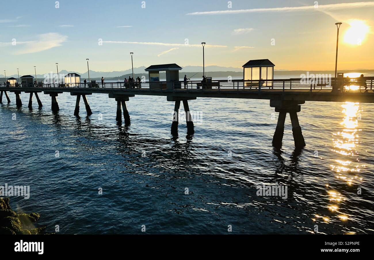 Sunset at Port of Edmonds, WA Boat Marina on.a June summers day where ...