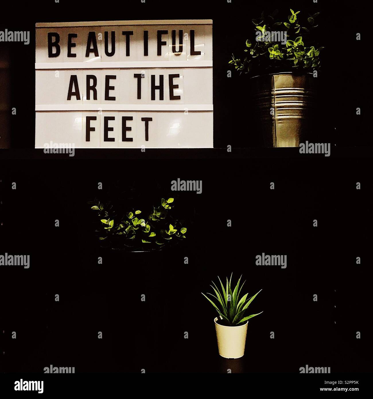 Backdrop feet hi-res stock photography and images - Alamy