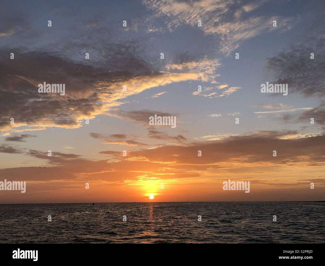 Beautiful sunrise view hi-res stock photography and images - Alamy