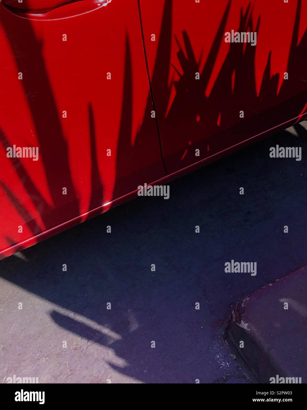 Car shadows hi-res stock photography and images - Alamy