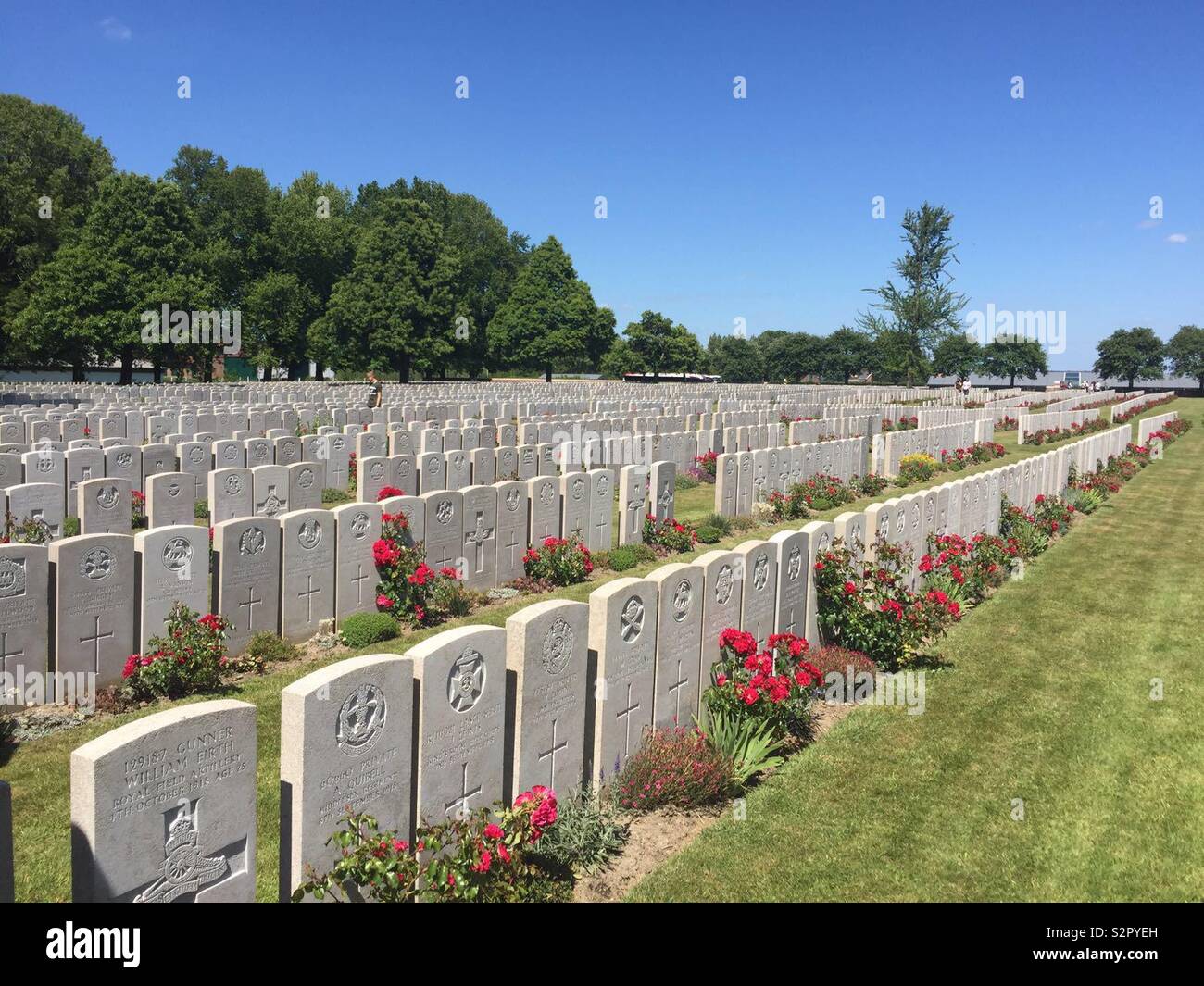 World war one cemeteries hi-res stock photography and images - Alamy