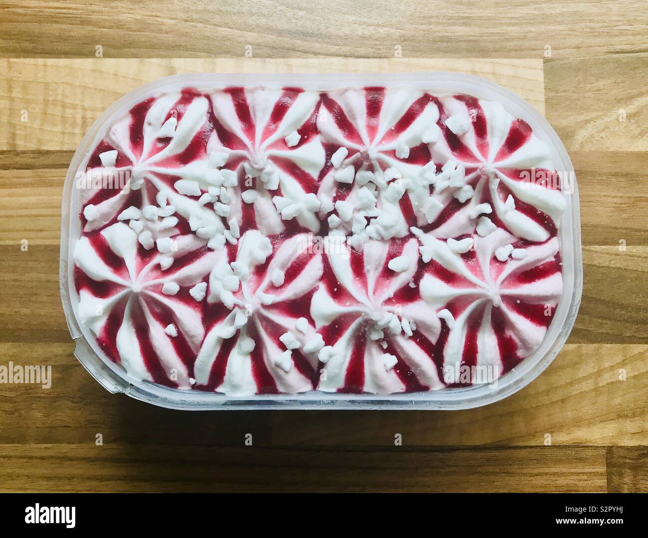 Raspberry ice cream tub hi-res stock photography and images - Alamy