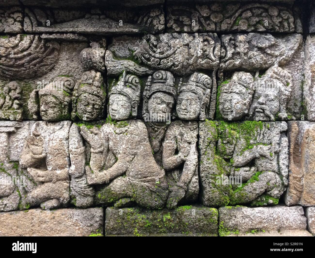 Religious stone carvings hi-res stock photography and images - Alamy
