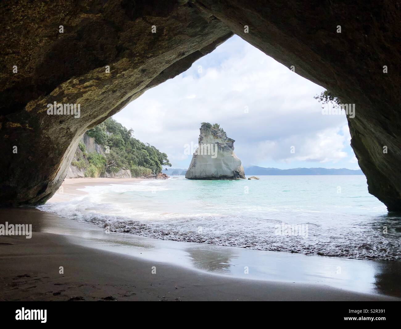 Natures signature hi-res stock photography and images - Alamy