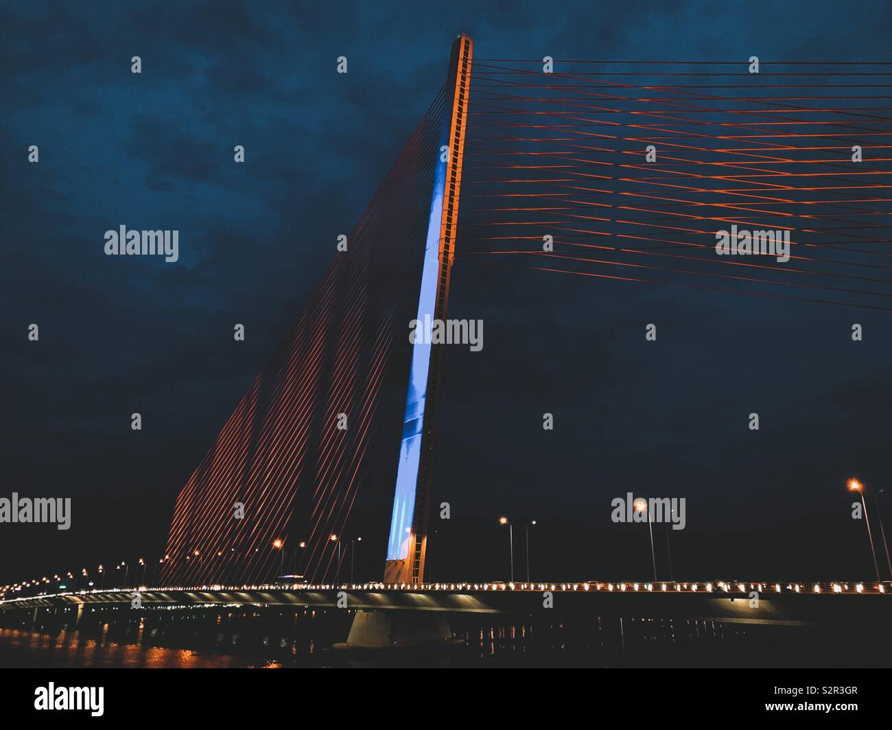 Night city colors hi-res stock photography and images - Alamy