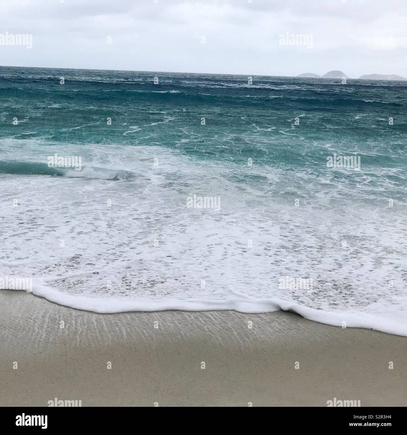 Seaside foam hi-res stock photography and images - Alamy