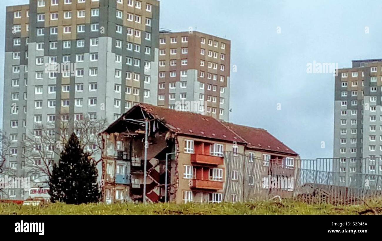 Disappearing architecture hi-res stock photography and images - Alamy