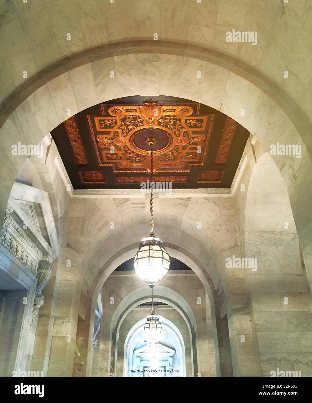 New york public library ceiling hi-res stock photography and images - Alamy