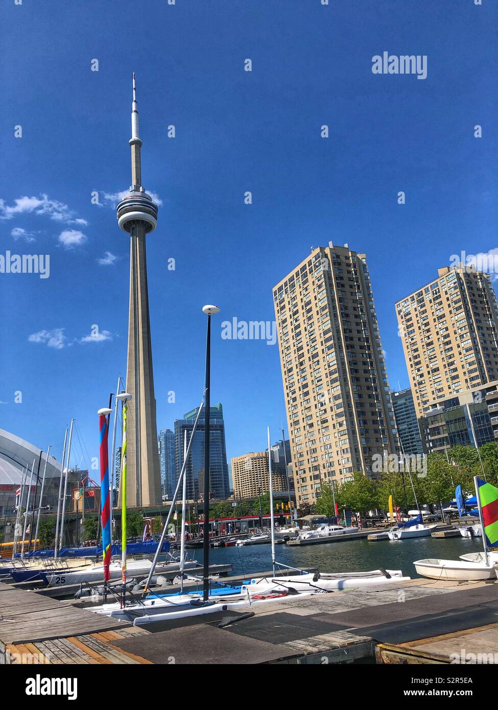The iconic CN Tower seen from the waterfront in Toronto, Canada Stock Photo - Alamy