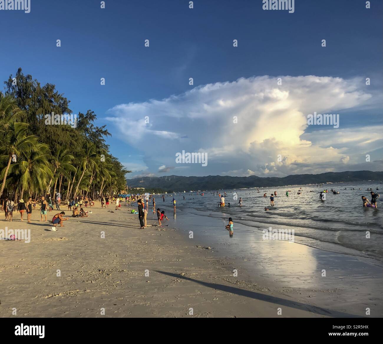 Boracay beach philippines hi-res stock photography and images - Alamy