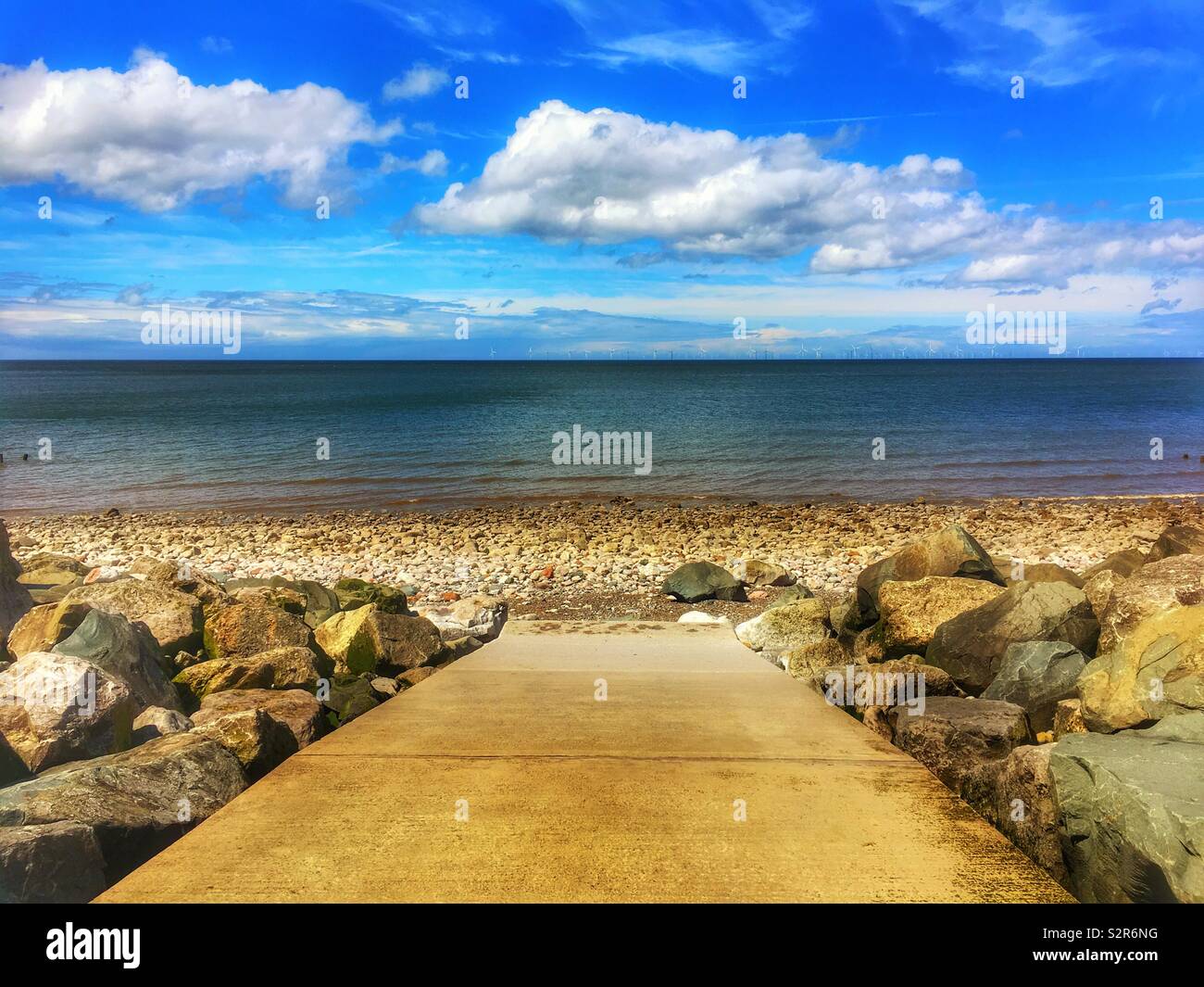 Concrete landing jetty hi-res stock photography and images - Alamy