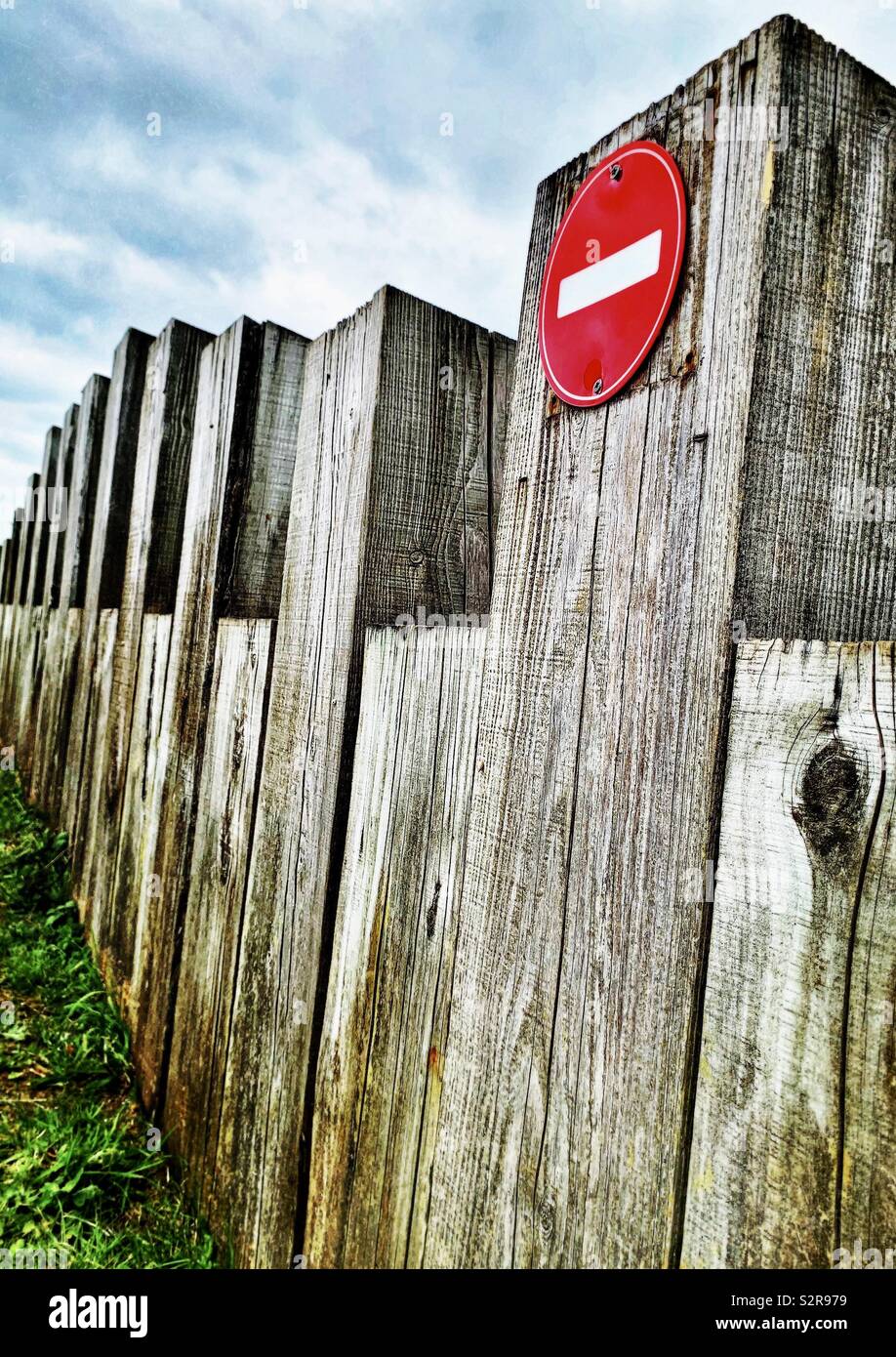 Block entry hi-res stock photography and images - Alamy