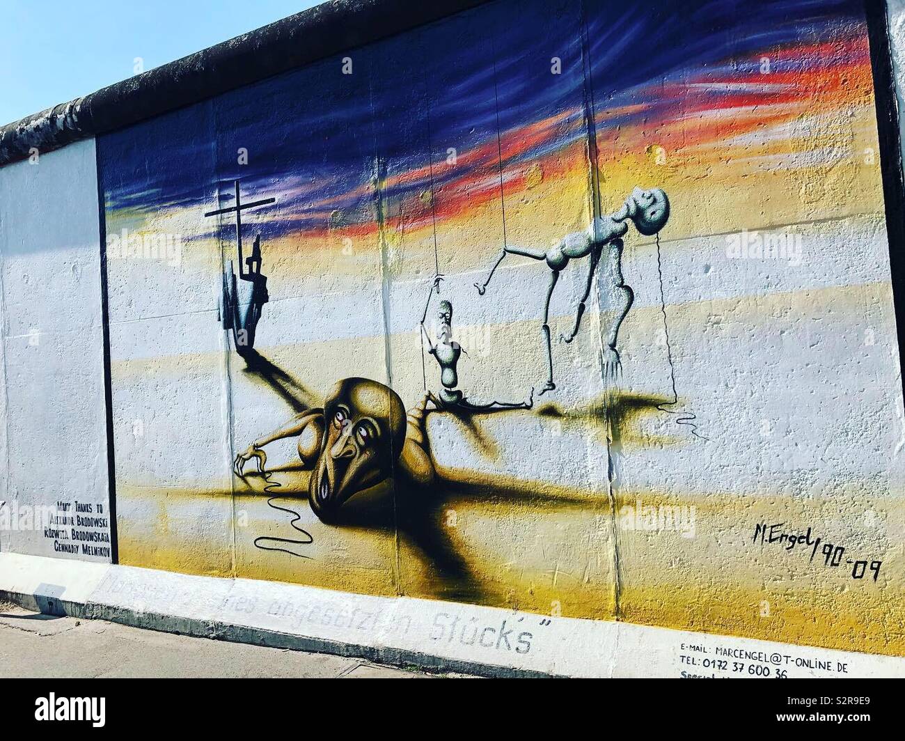 Berlin Wall art Stock Photo - Alamy