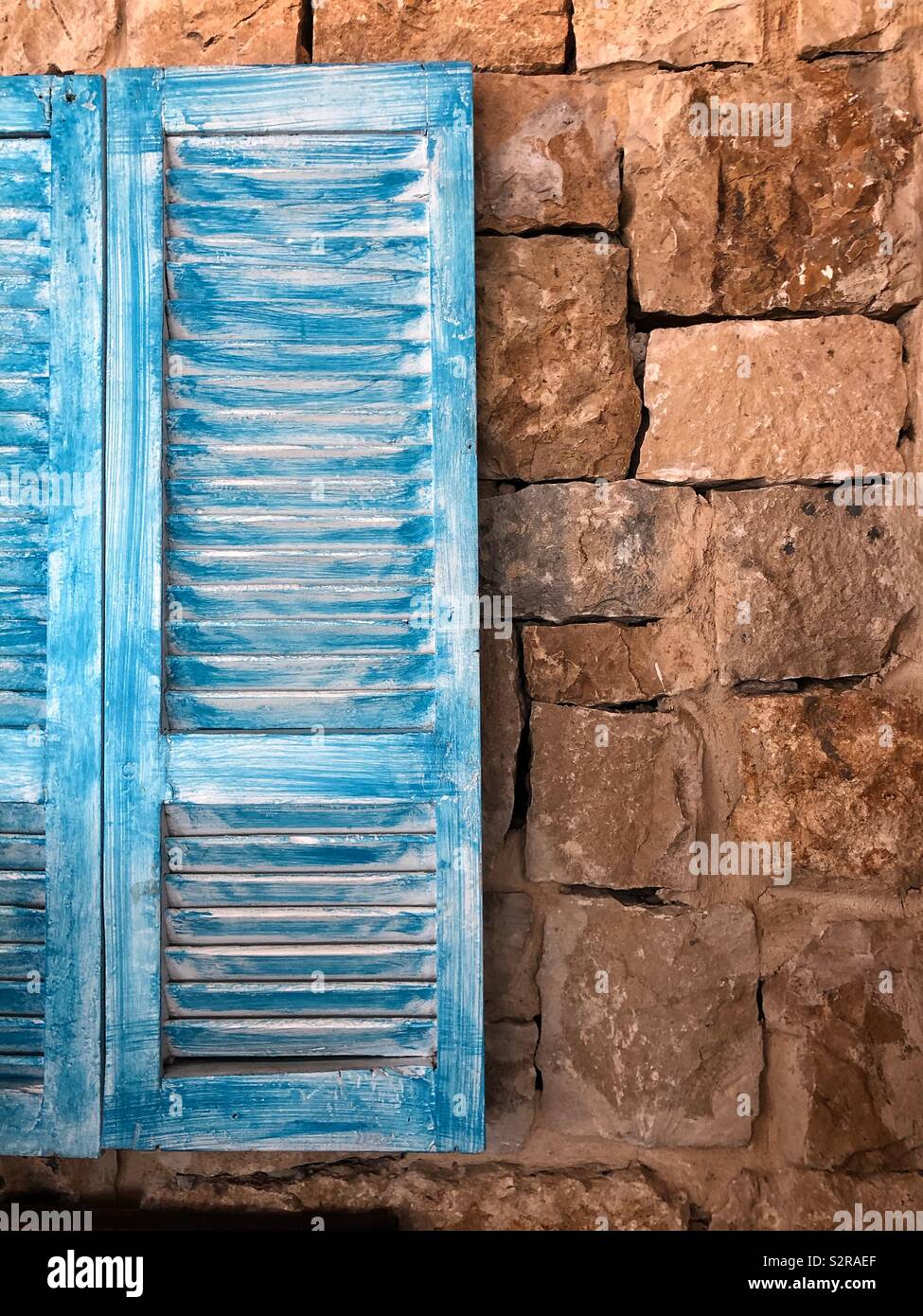 Vintage wooden window Stock Photo - Alamy