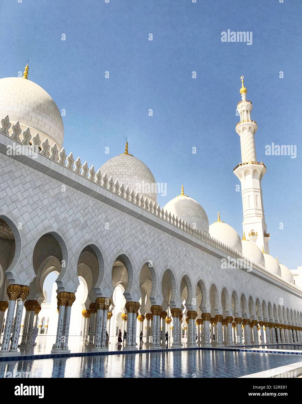 Middle east mosque hi-res stock photography and images - Alamy