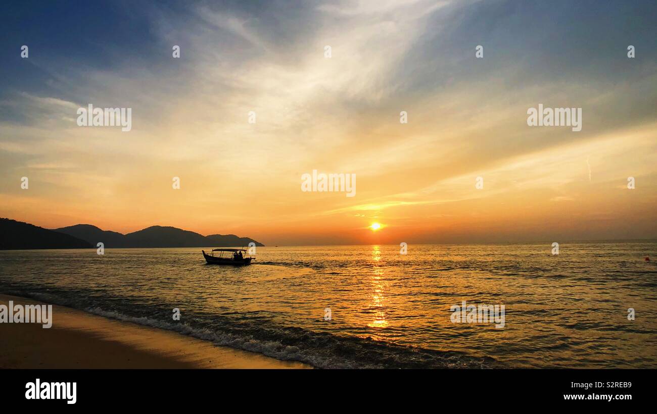 Penang beach malaysia hi-res stock photography and images - Alamy