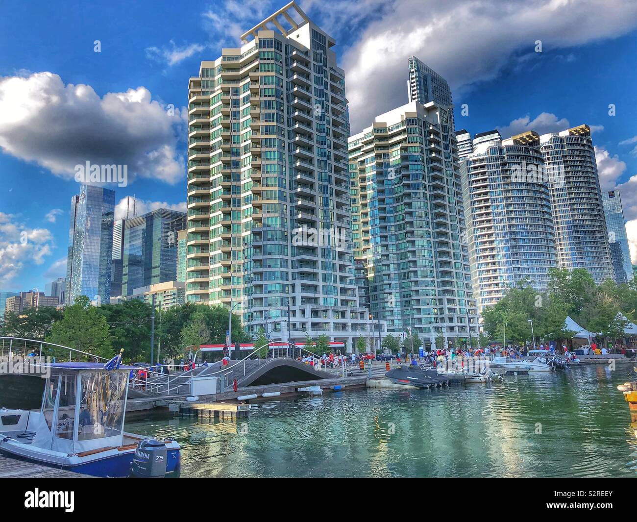 Waterfront neighbourhood centre hi-res stock photography and images - Alamy