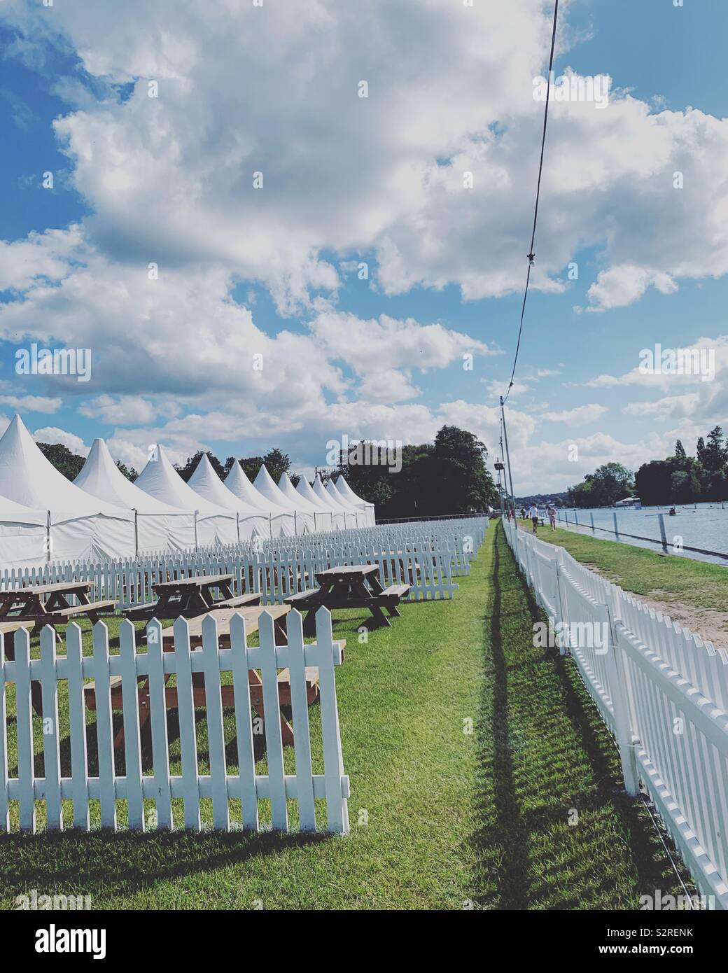 Henley racing hi-res stock photography and images - Alamy