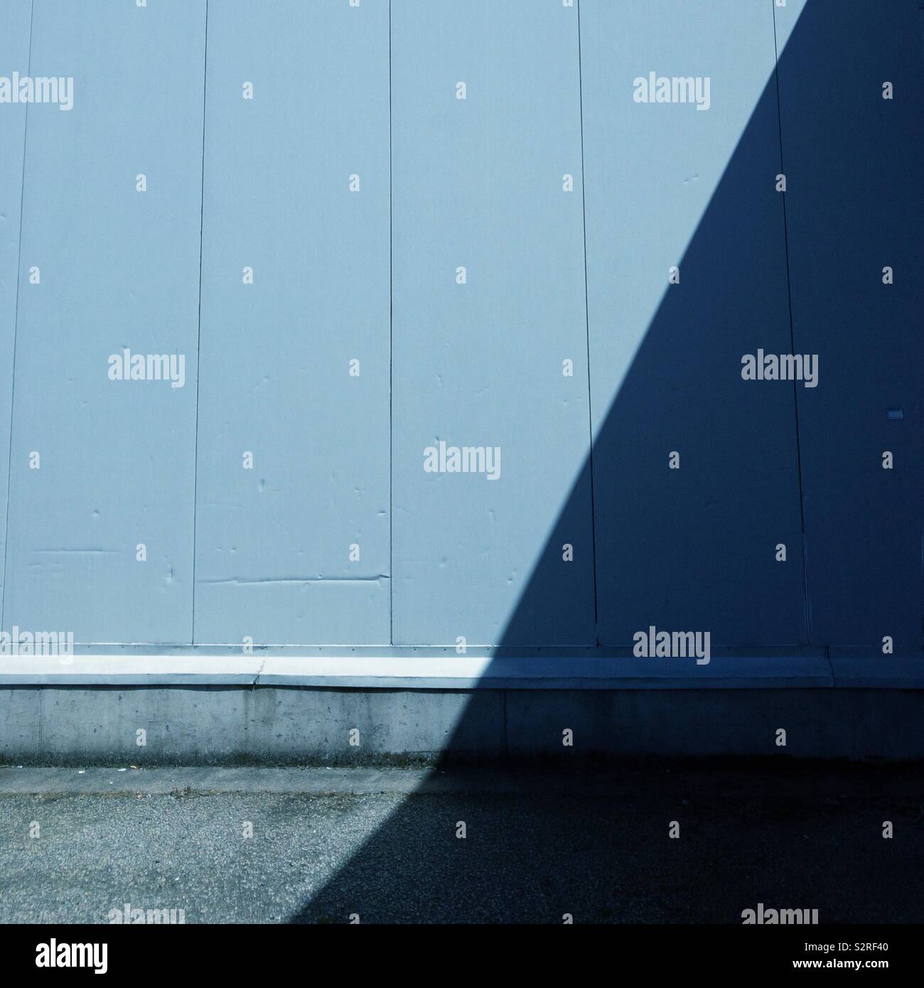Shadow buildings hi-res stock photography and images - Alamy