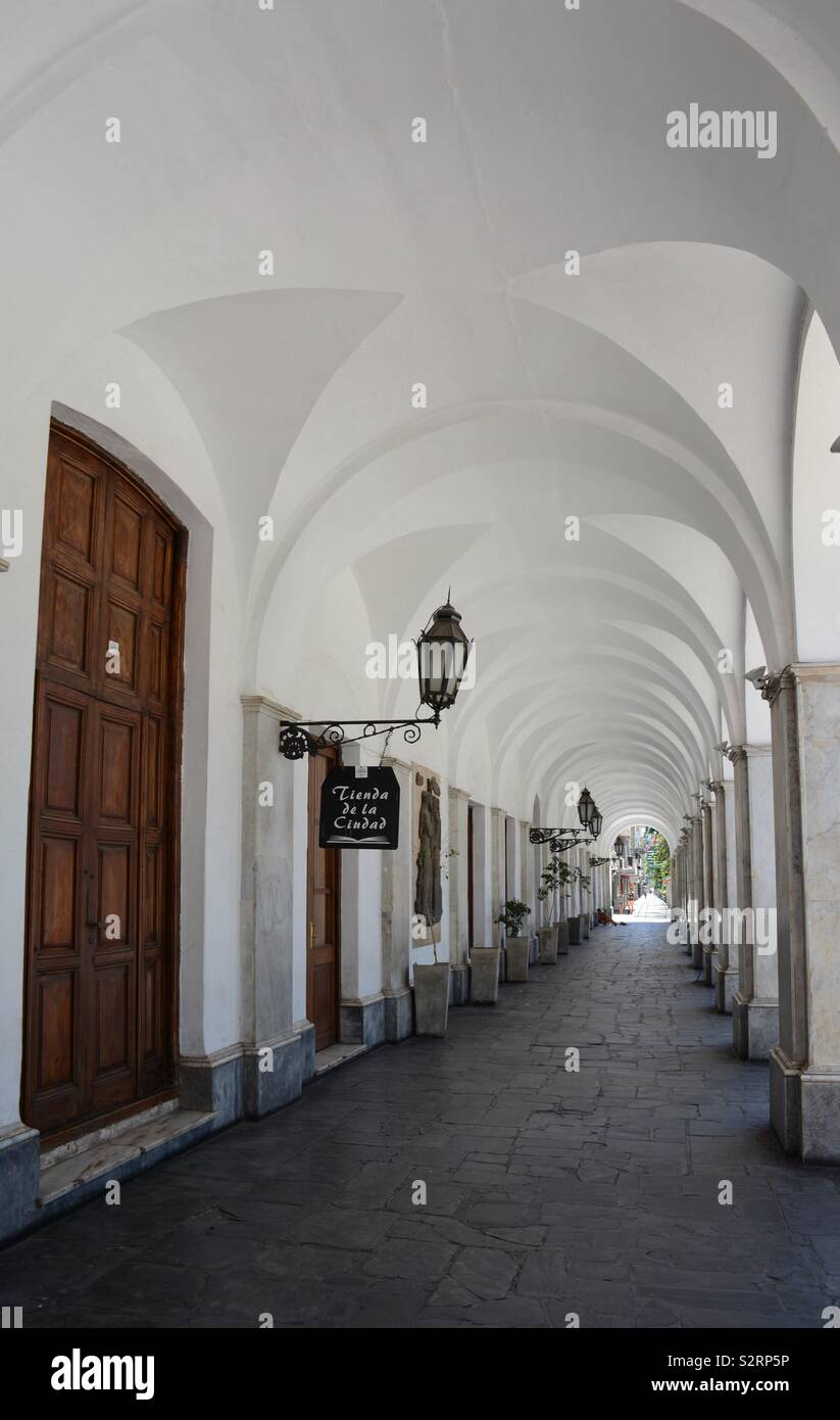 Arch gallery hi-res stock photography and images - Alamy