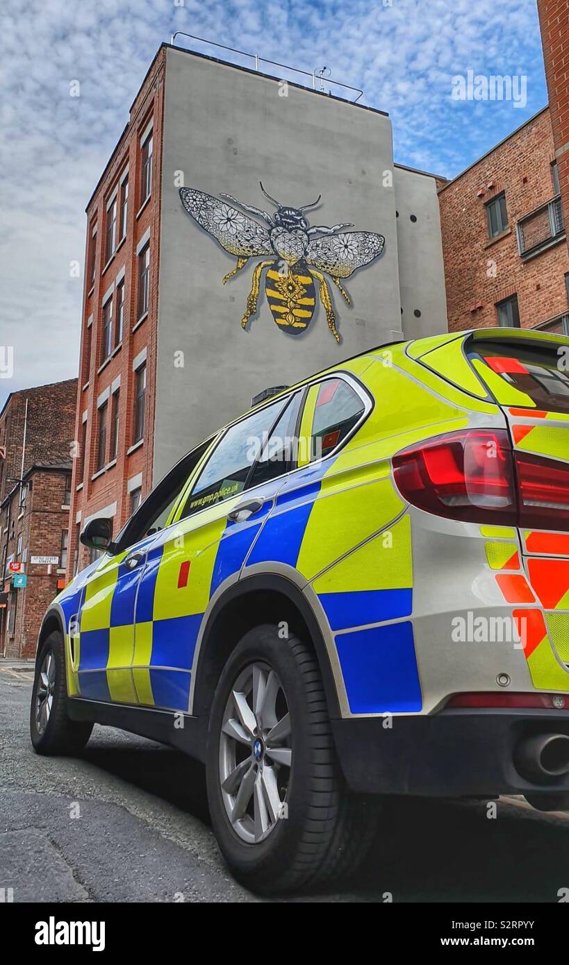 Bee memorial manchester hi-res stock photography and images - Alamy