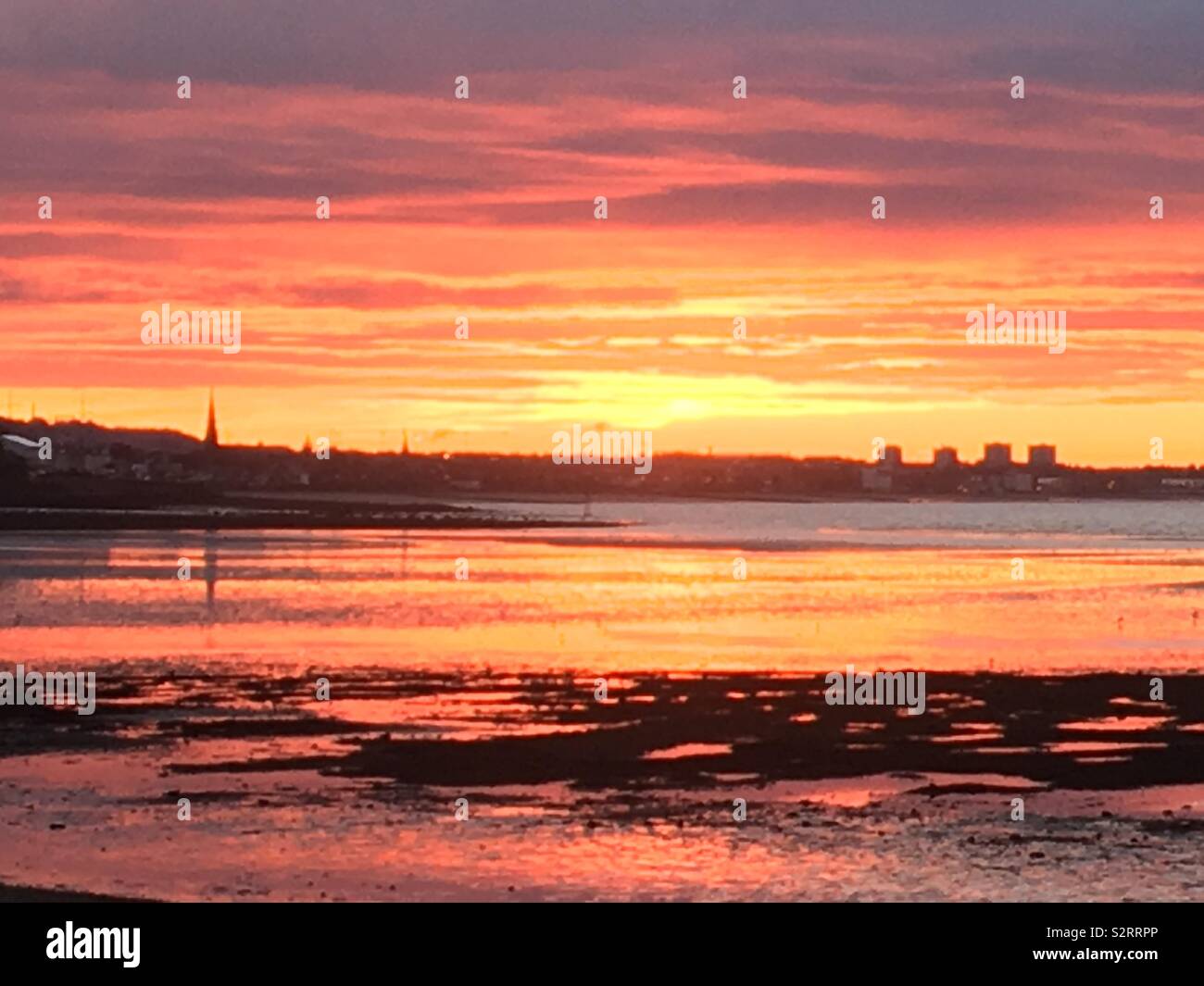 Musselburgh Beach High Resolution Stock Photography and Images - Alamy