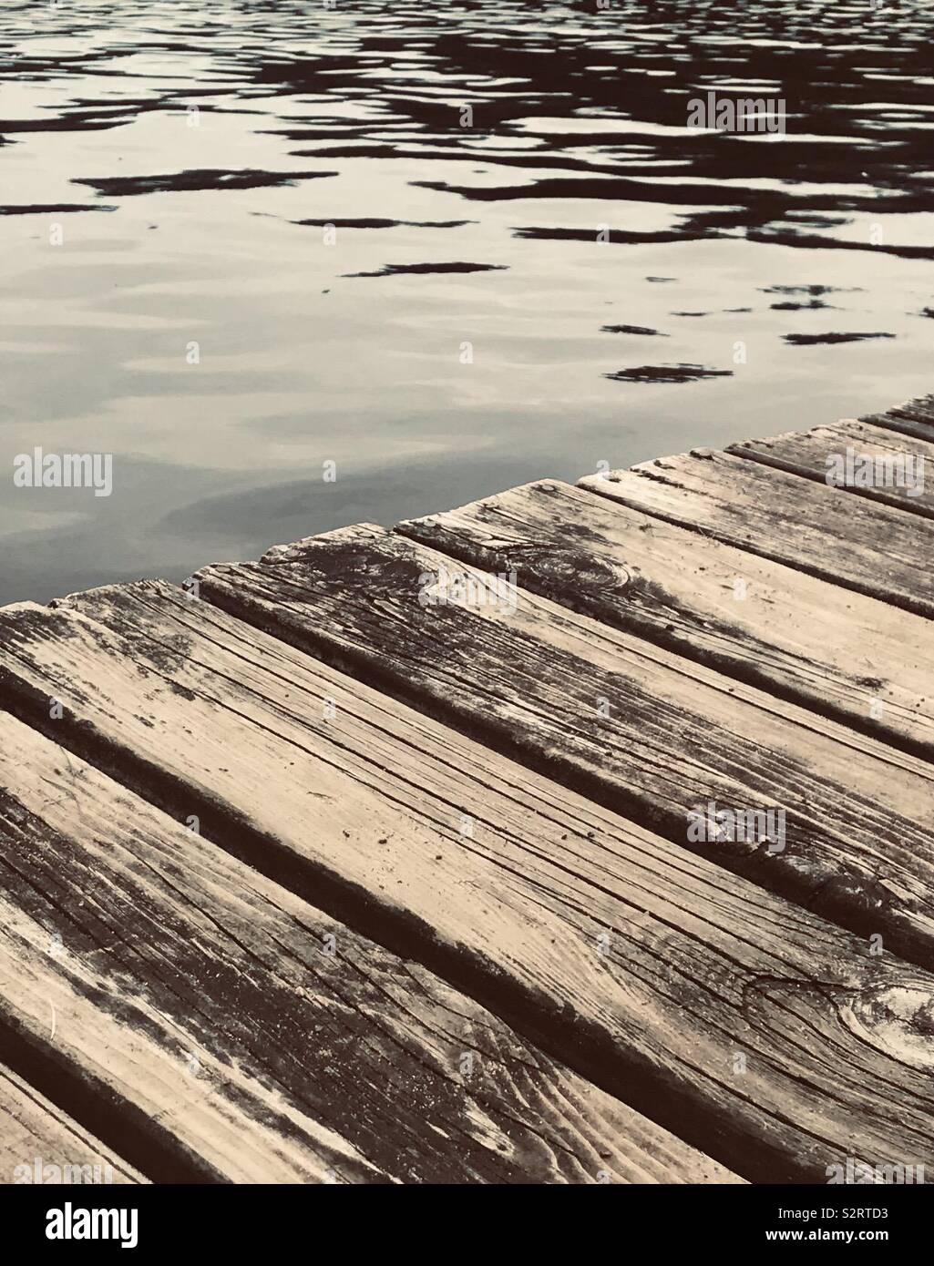 Wood dock texture hi-res stock photography and images - Alamy