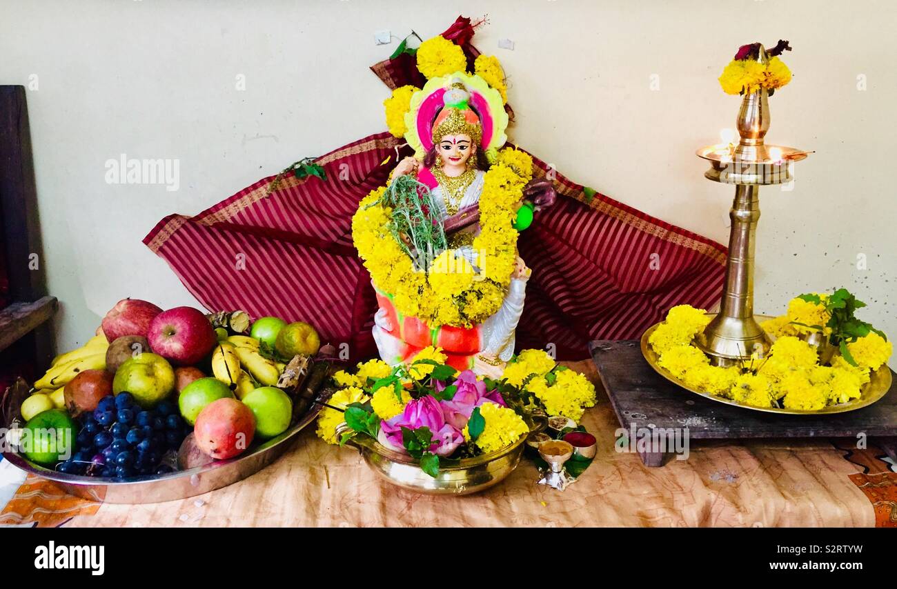 Devi pooja hi-res stock photography and images - Alamy