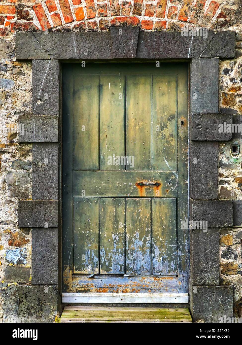 Rustic castle hi-res stock photography and images - Alamy