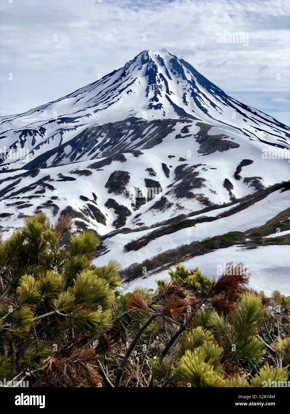 Beautiful volcano hi-res stock photography and images - Alamy