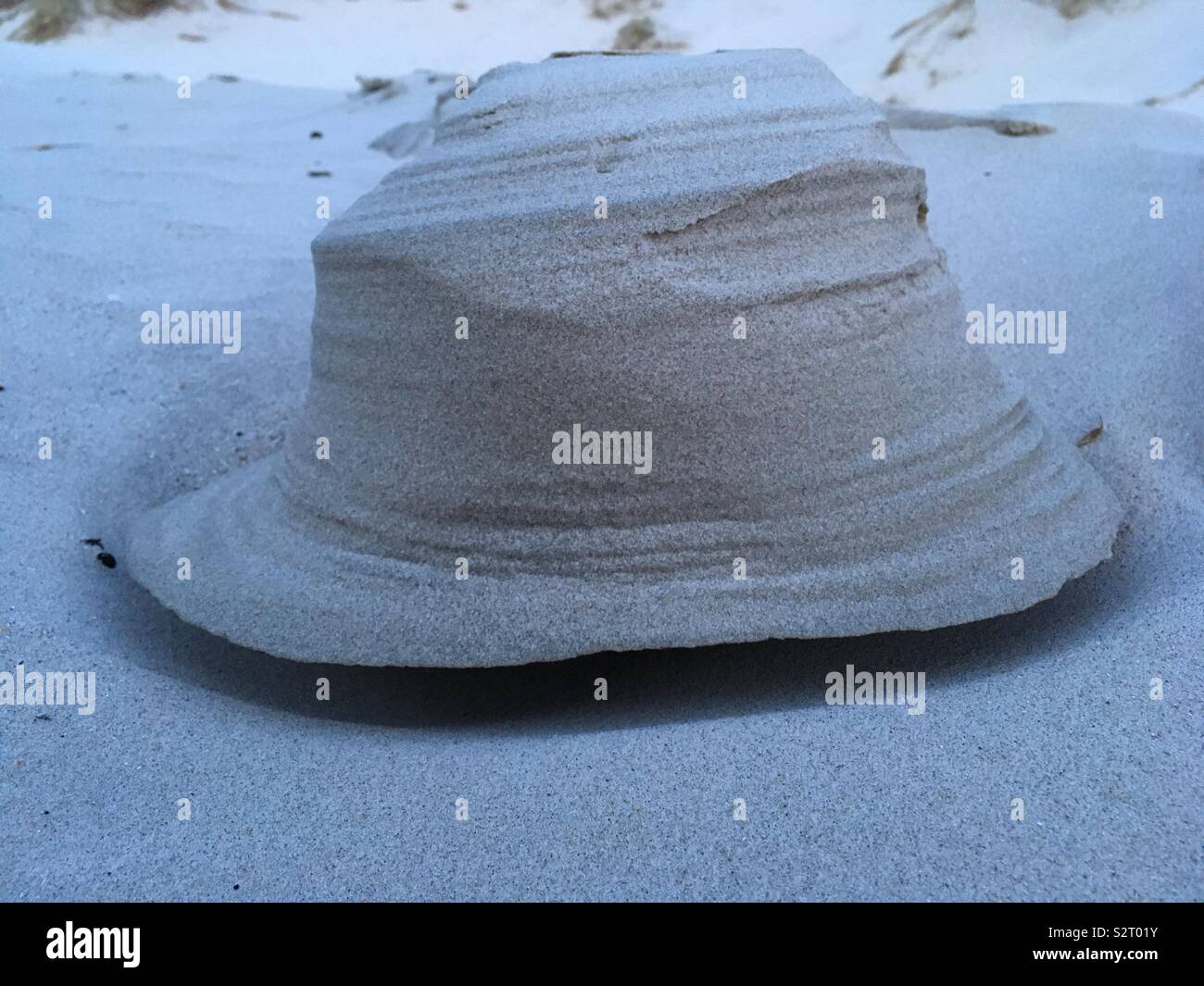 curious sand shape built by the wind Stock Photo - Alamy
