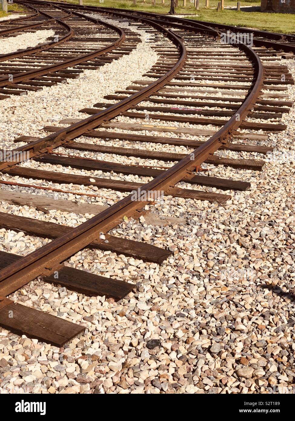 Curved tracks hi-res stock photography and images - Alamy