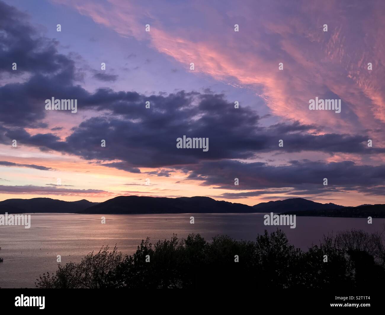 Scottish summer nights hi-res stock photography and images - Alamy