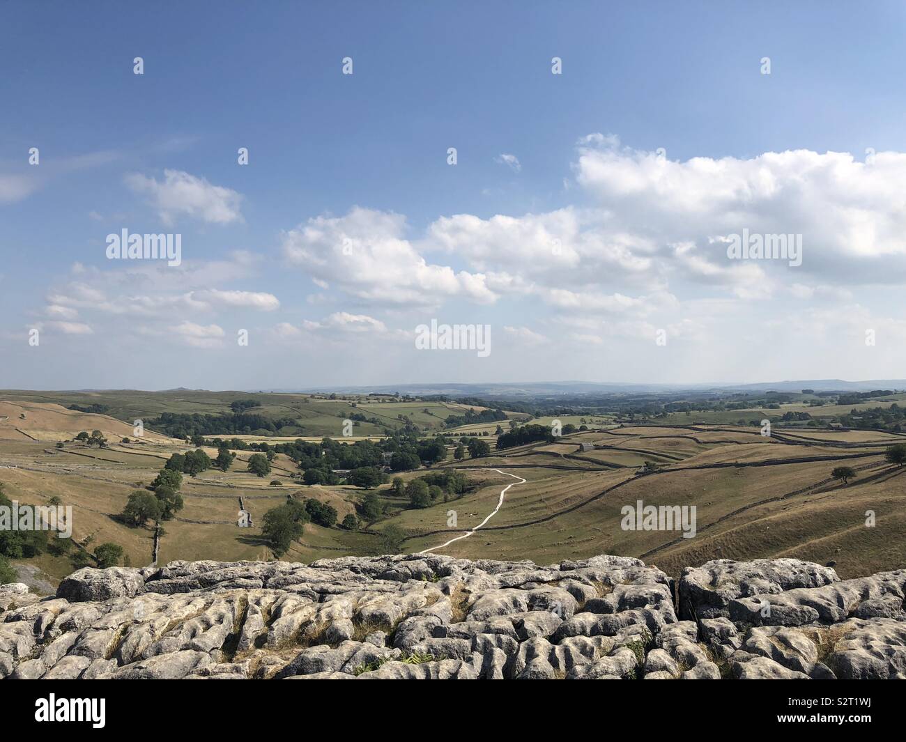 Malham cove malham hi-res stock photography and images - Alamy