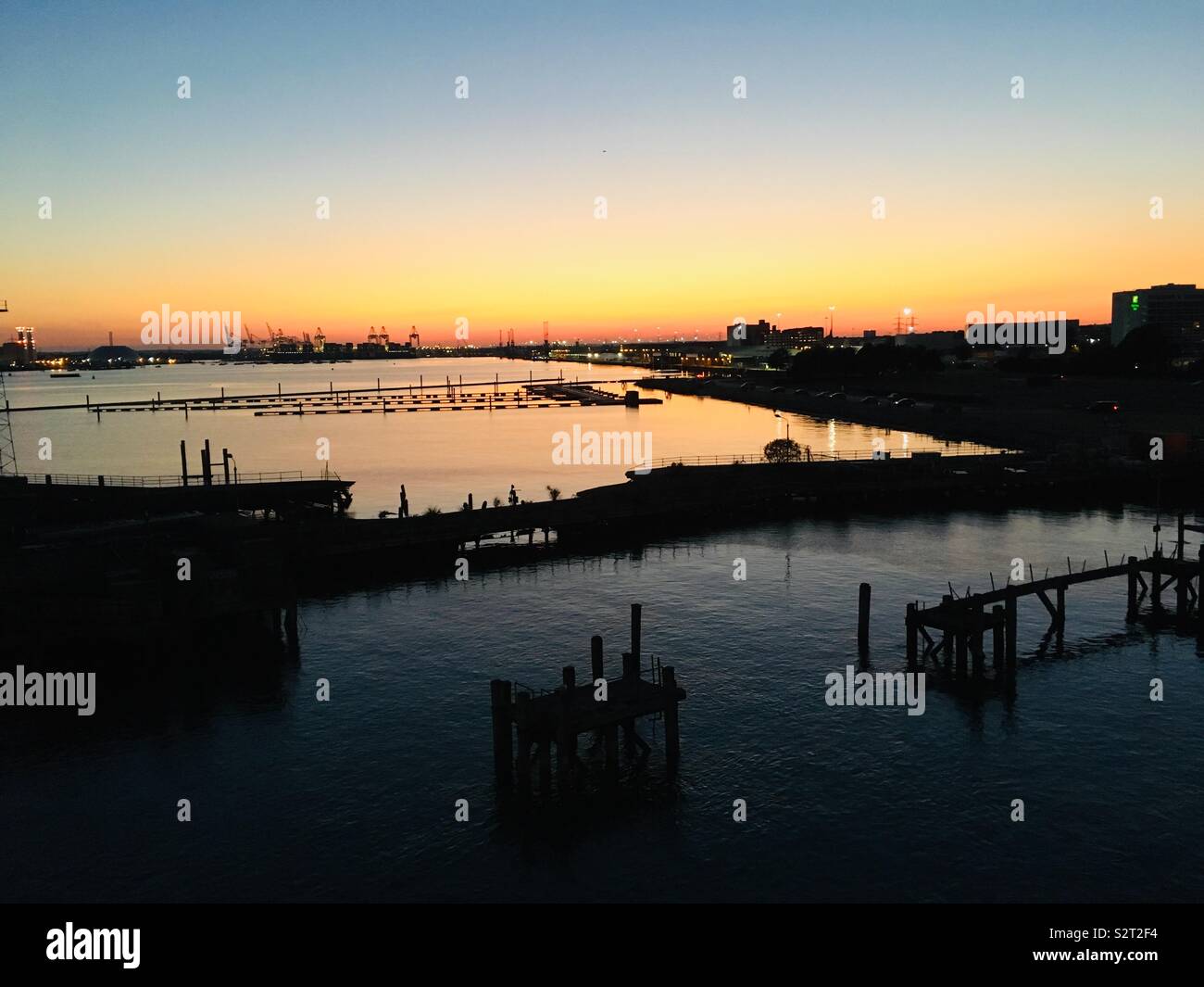 Sunset southampton hi-res stock photography and images - Alamy