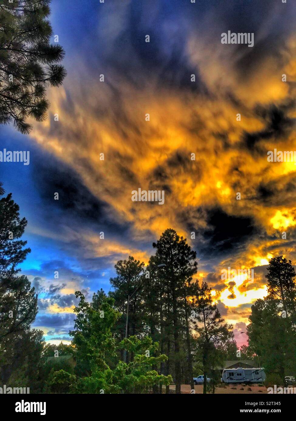 Fire in the sky hi-res stock photography and images - Alamy