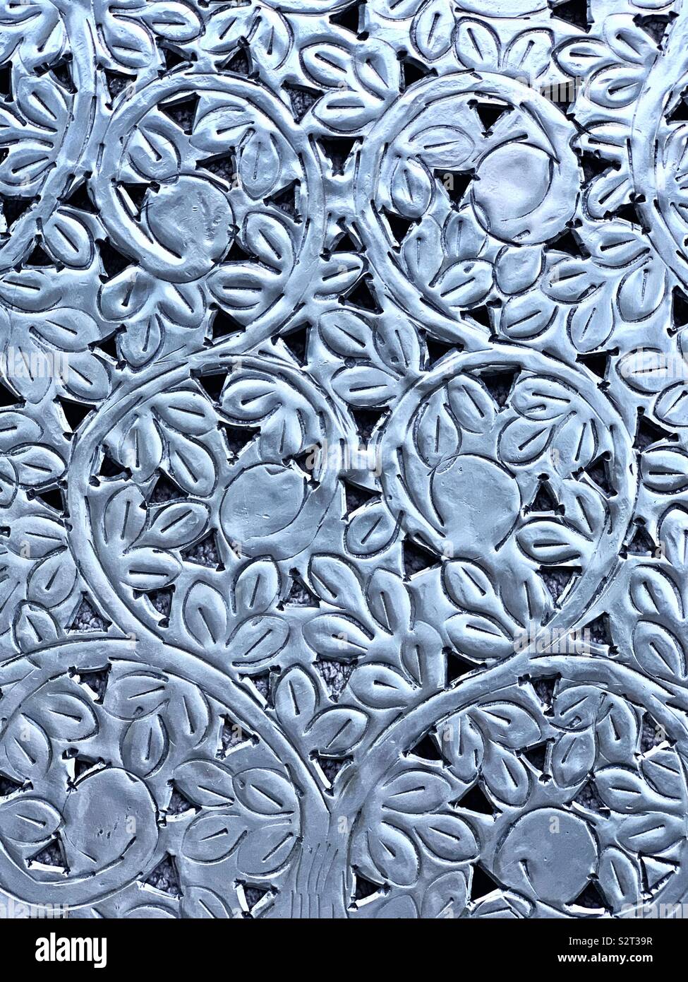 Silver filigree hi-res stock photography and images - Alamy