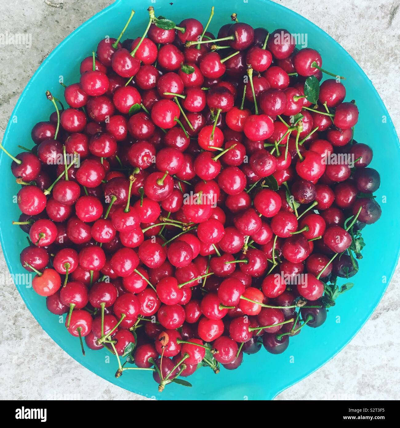Cherries and fruit hi-res stock photography and images - Alamy