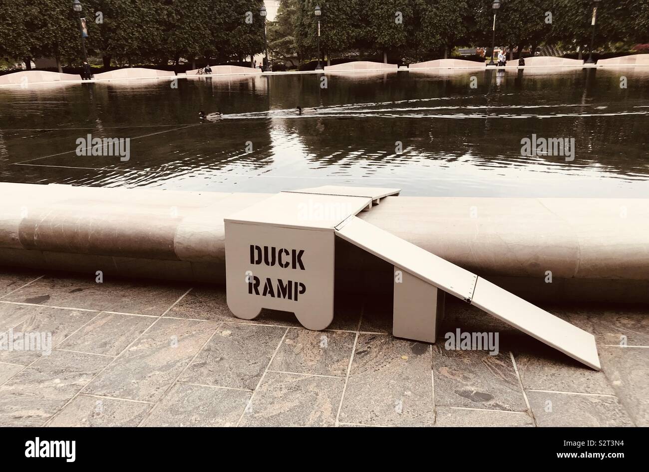 Dc duck hi-res stock photography and images - Alamy