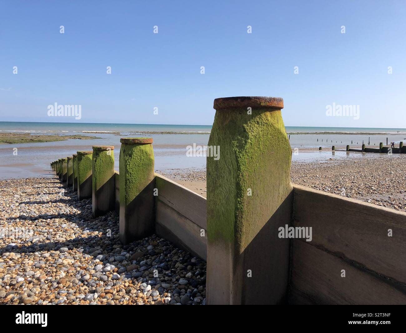 Pett level beach hi-res stock photography and images - Alamy