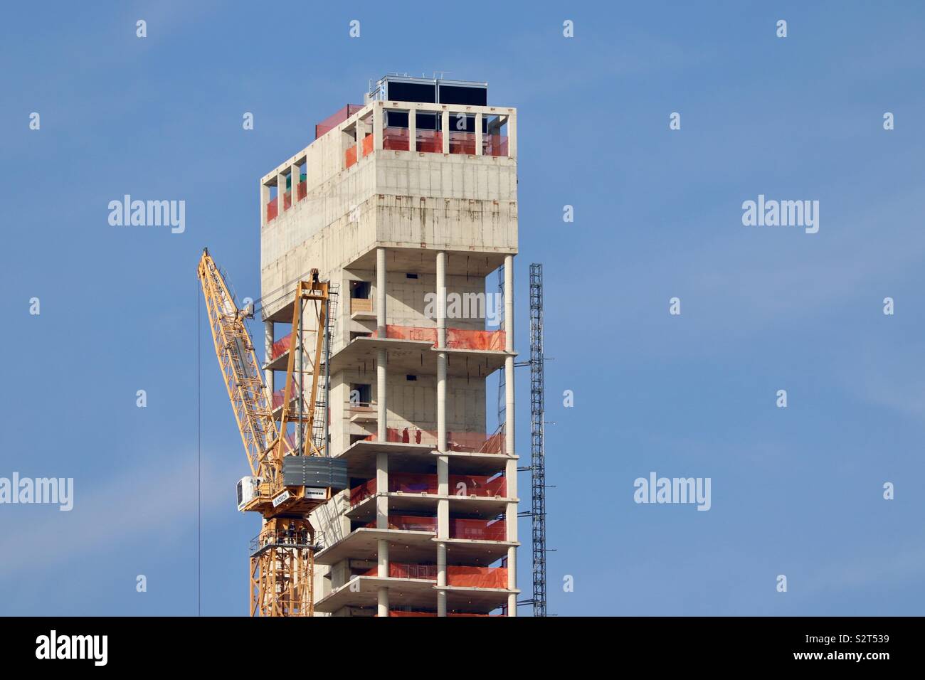 High level construction site in New York City Stock Photo - Alamy